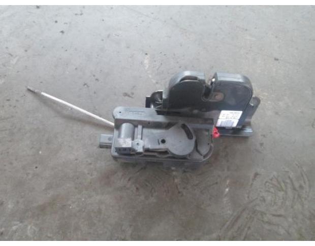 Vindem broasca hayon a6397401635 Mercedes Viano 3.2 cdi